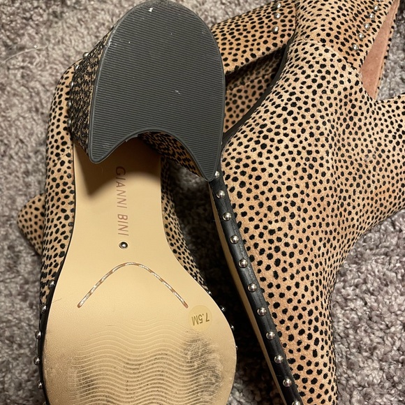 Gianni Bini | Shoes | Leopard Gianni Bono Boots 75 | Poshmark